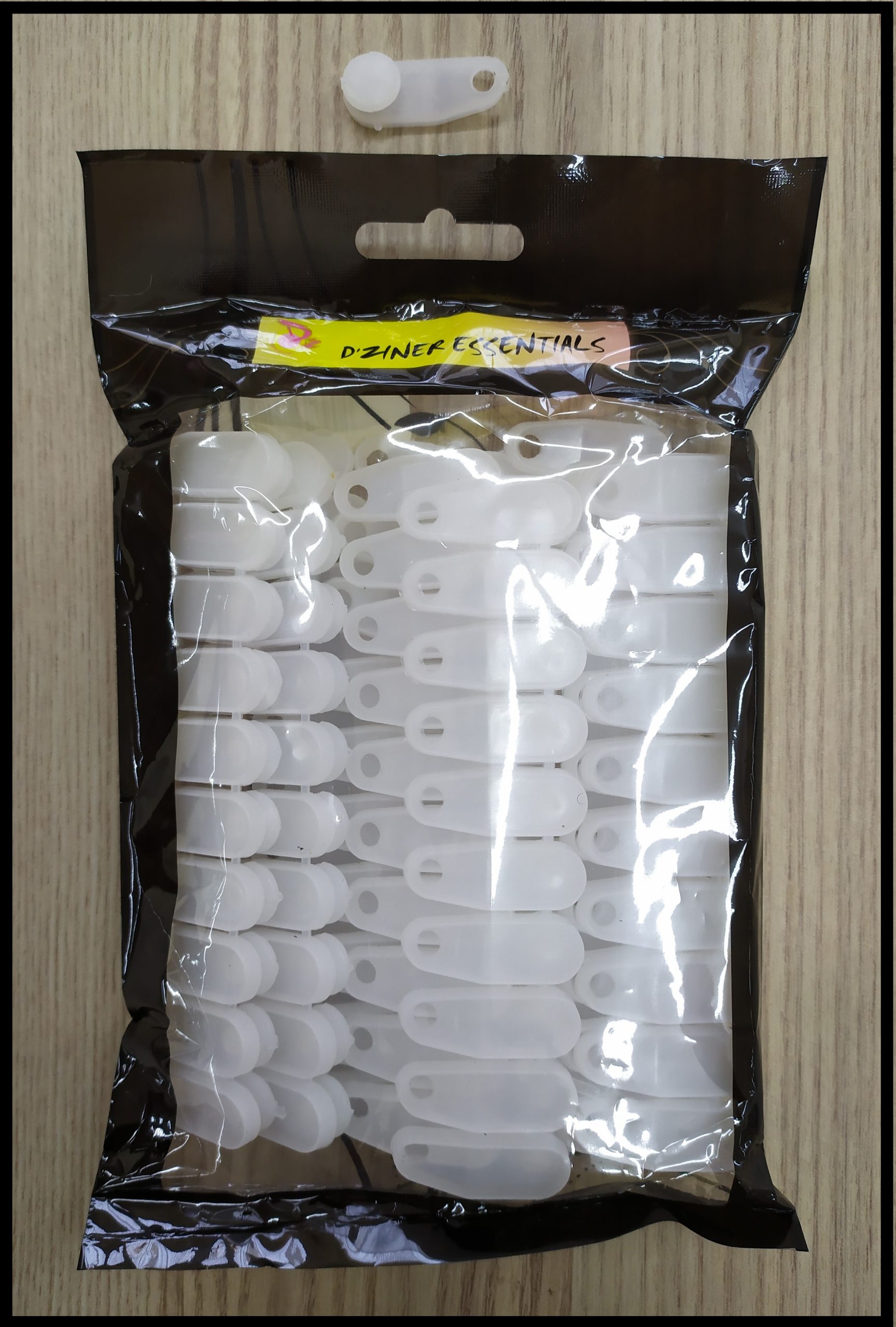 Curtain Rail Runners Plastic 100 - Voil Centre