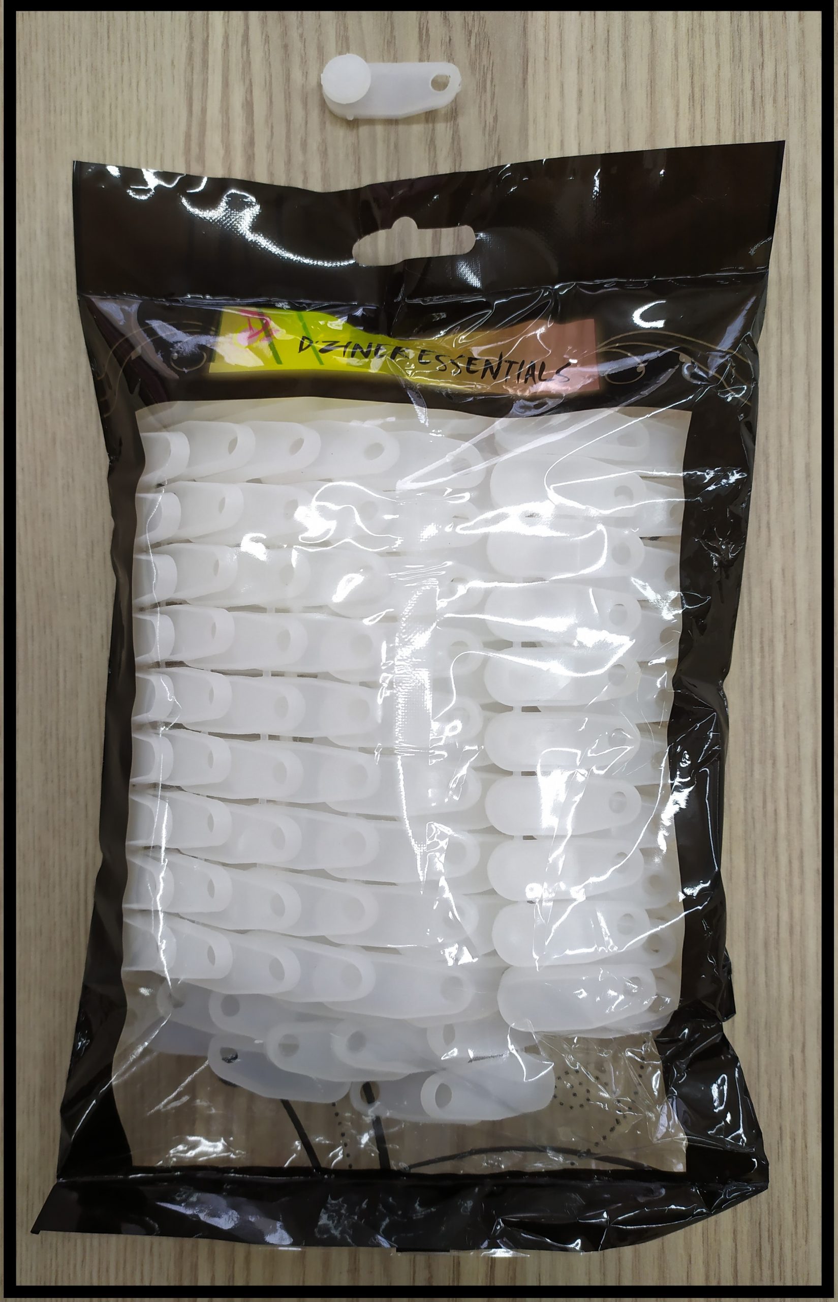 Curtain Rail Runners Plastic 200 - Voil Centre